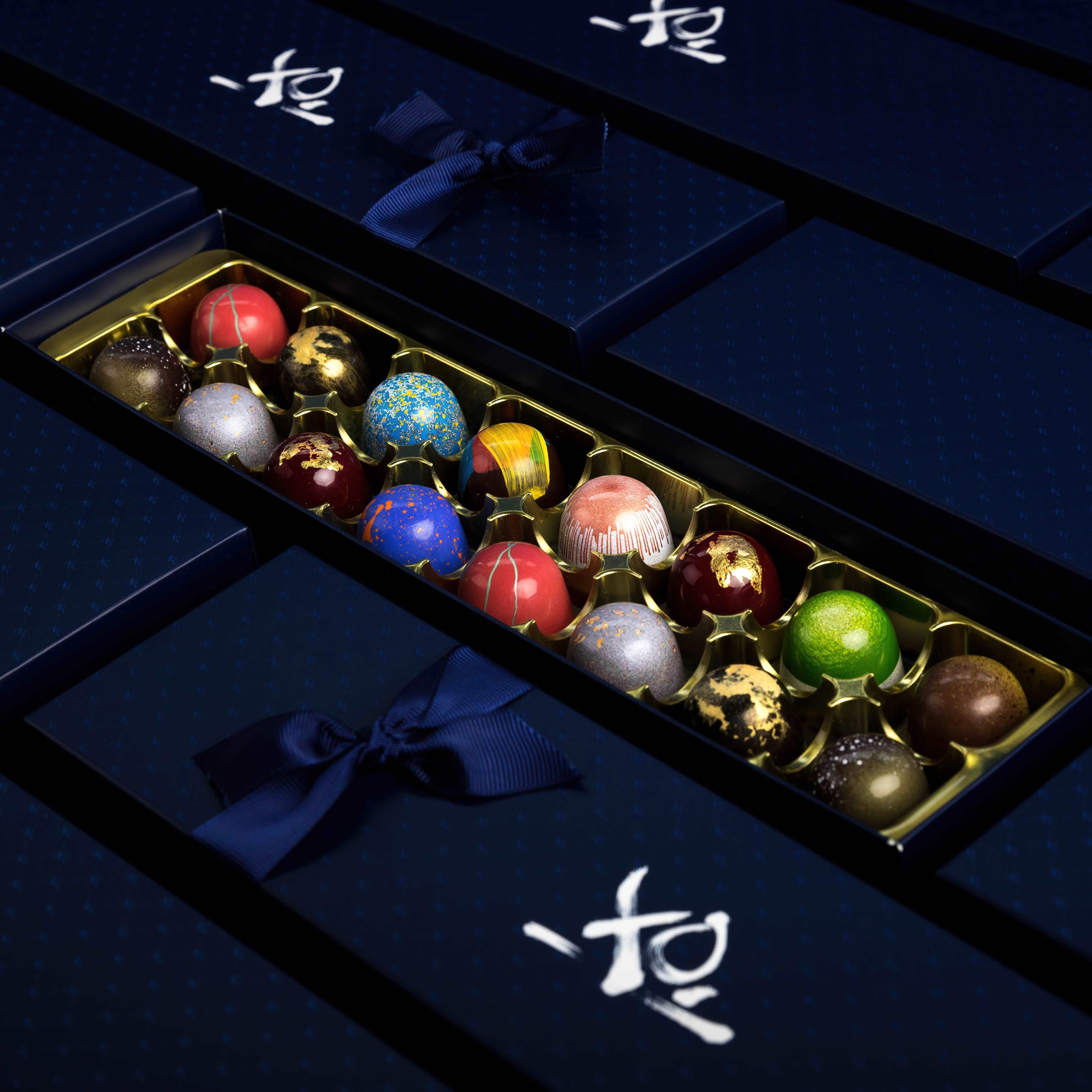 Box Of 16 Alcohol Free Bonbons | XO Chocolates – XO Chocolate Ltd